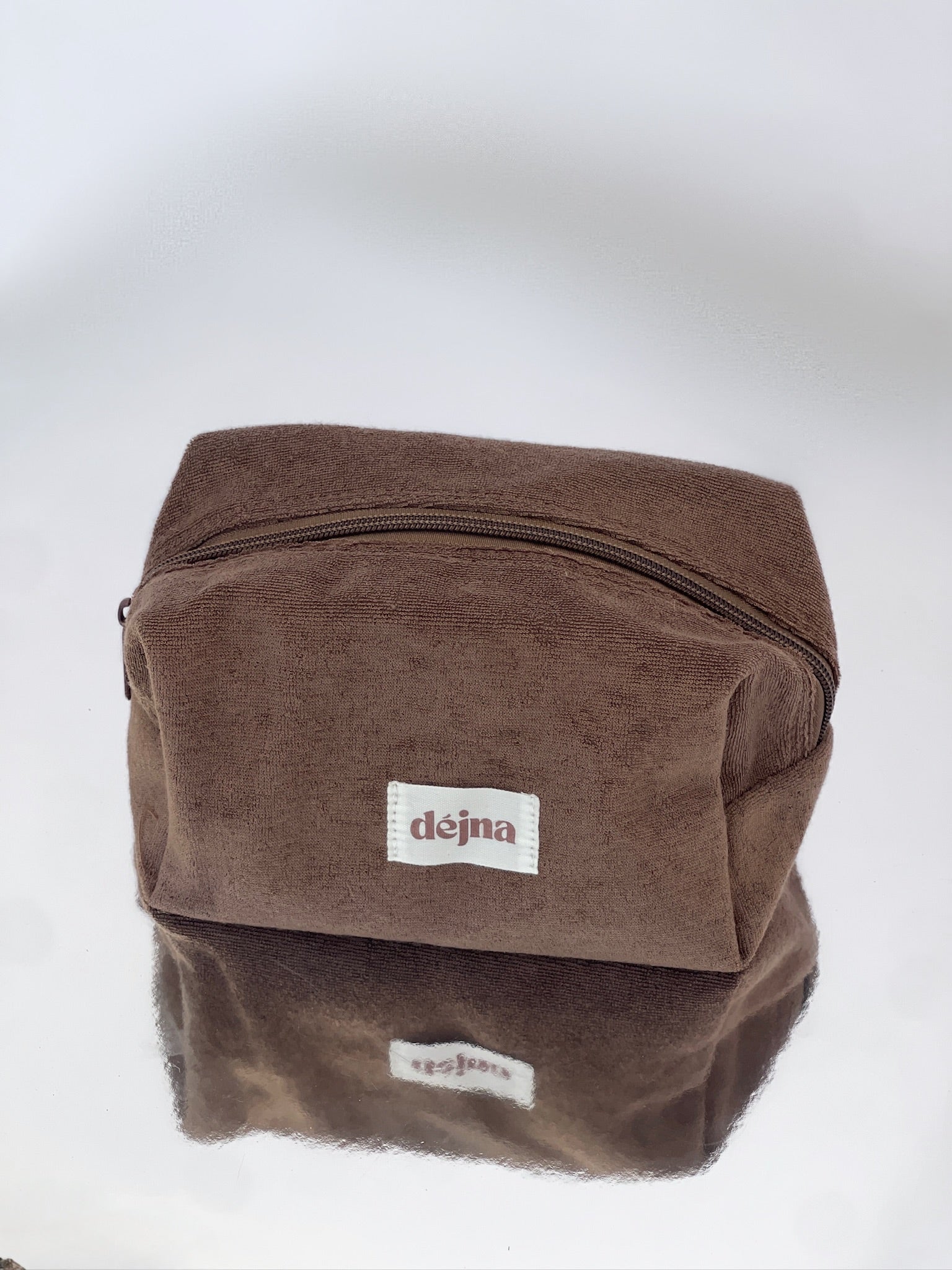 Déjna Beauty Bag